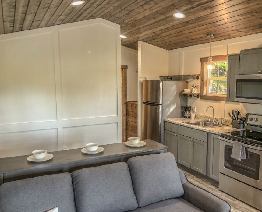 River Ridge Retreat - Guntersville Cabins & RV Sites