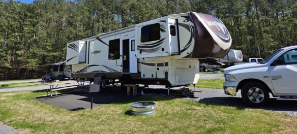 Fawn Ridge Gallery - River Ridge Retreat